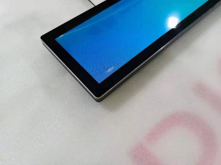 28 inch Player Signage Stretched Bar LCD Monitor Screen Display